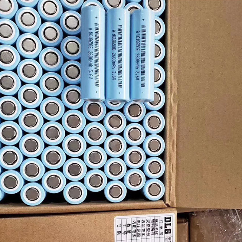 Eine Batterie-Zelle 18650 des Grad-3C UN38.3 18650 3,7 Batterie V 2600mah